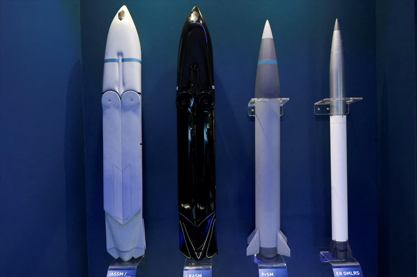 Trump signs executive order to ease US weapons export - nationnews.com